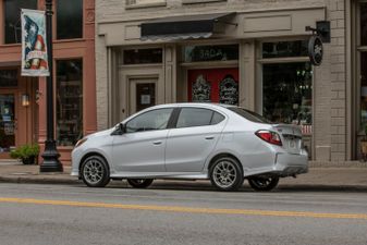 Mitsubishi Mirage VI Facelift 2 Sedan. Specifications & Prices | AUTO.AE