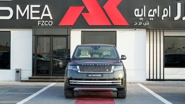 Buy Land Rover Range Rover (2025) 4.4 l Petrol in Dubai - 689,000 AED ...