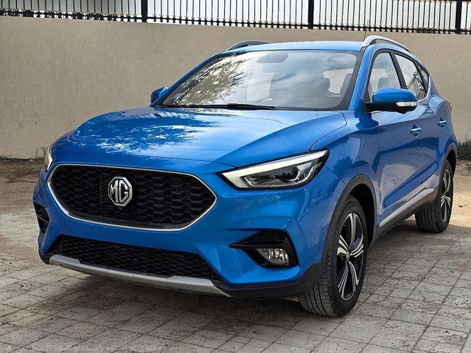 Buy MG ZS (2025) 1.5 l Petrol in Dubai - 44,000 AED | AUTO.AE