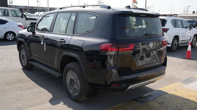 Buy Toyota Land Cruiser (2026) 3.4 l Petrol in Dubai - Ask For Price ...