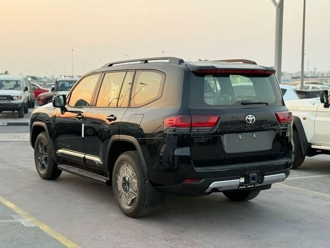 Buy Toyota Land Cruiser (2025) 3.4 l Petrol in Dubai - 345,000 AED ...