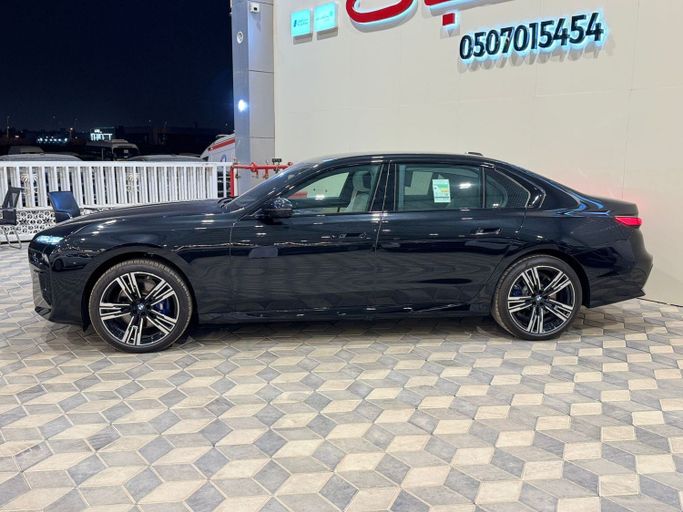 Buy BMW 7 Series (2026) 3.0 l Petrol in Saudi Arabia, Riyadh - Ask For ...