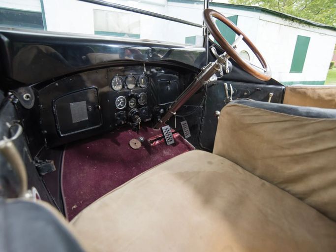 Pierce-Arrow Model 38-C-4 Five-Passenger Touring, 1916 | AUTO.AE