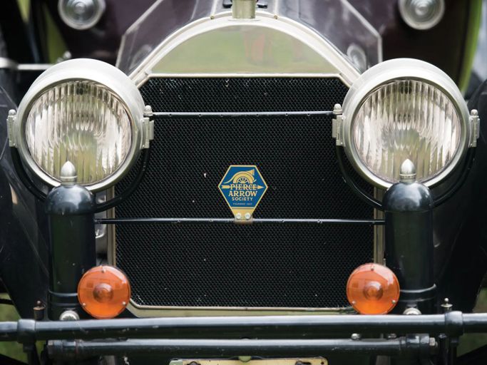 Pierce-Arrow Model 38-C-4 Five-Passenger Touring, 1916 | AUTO.AE