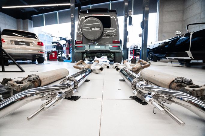 Mercedes-Benz G63 Stage 3 Performance Upgrade by DEIZ GARAGE | AUTO.AE